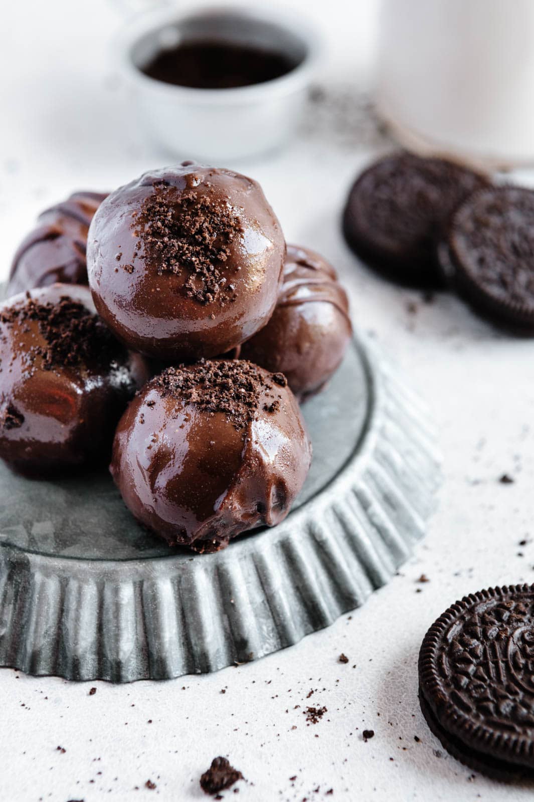Vegan Oreo Truffles - Best Served Vegan